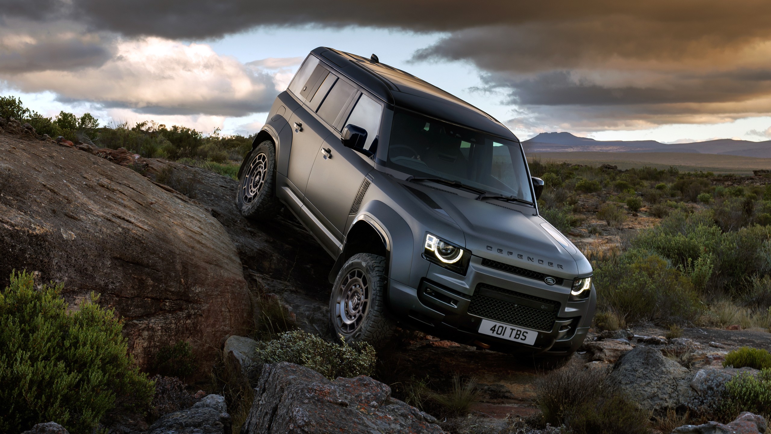 Defender OCTA Edition One 2025 Off road Wallpaper HD Car Wallpapers Defender OCTA Edition One 2025 Off road Wallpaper HD Car Wallpapers