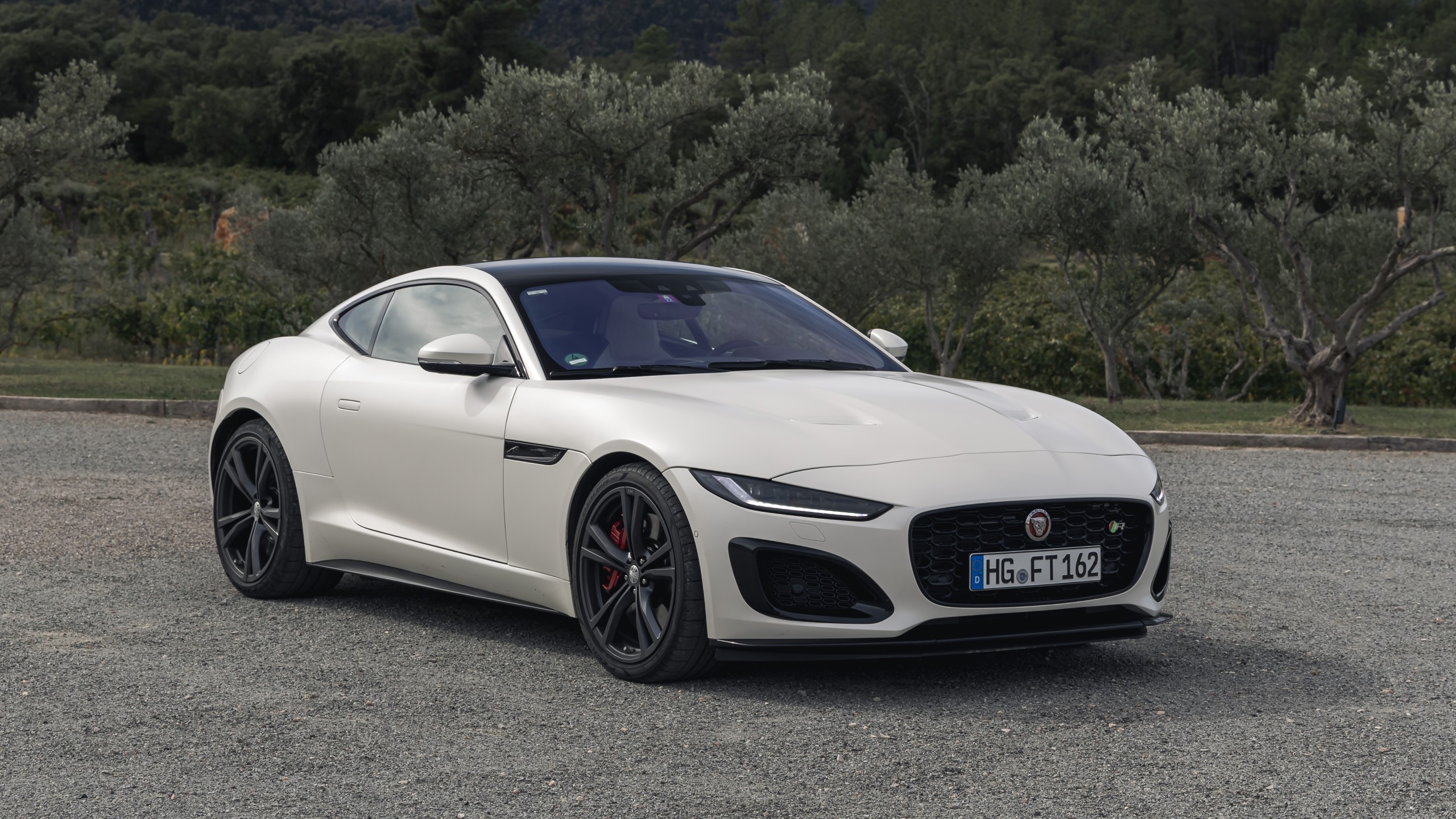 Jaguar F Type Coupe White Wallpaper